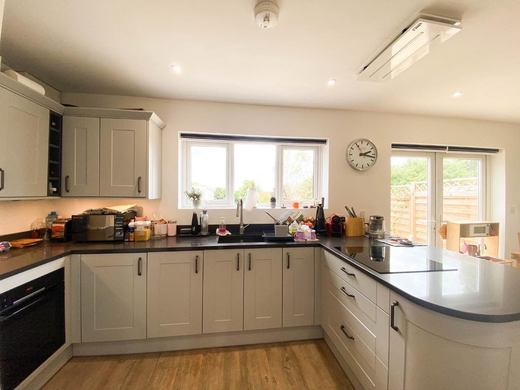 Westfield Road, Great Shelford, Cambridge CB22, 3 bed semi-detached ...