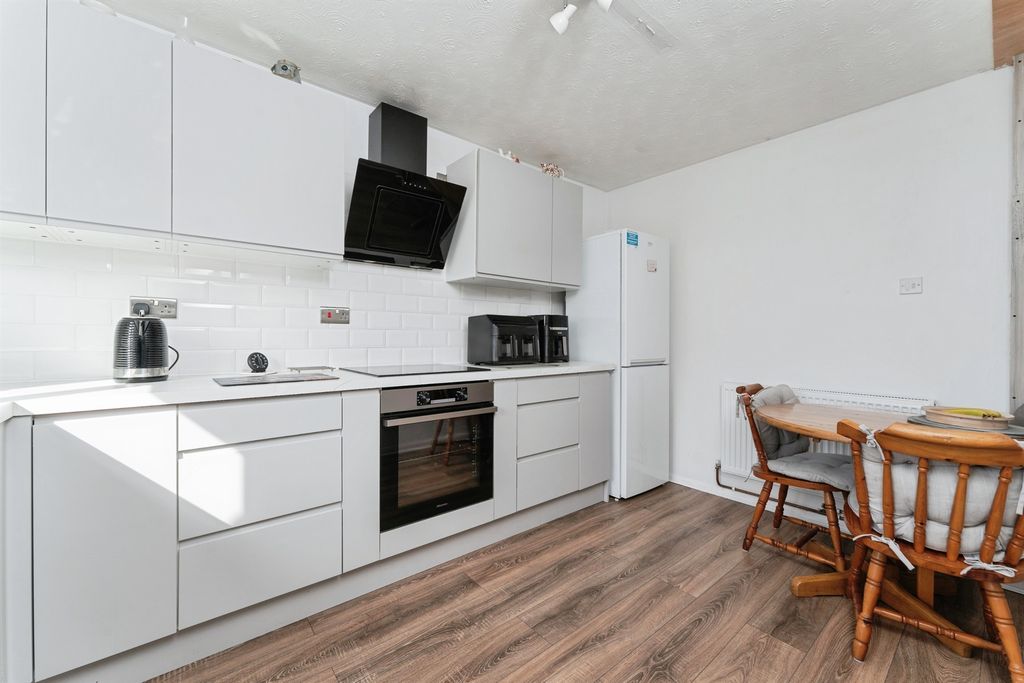 Kingsmead Court, Littleport, Ely CB6, 2 bed end terrace house for sale ...