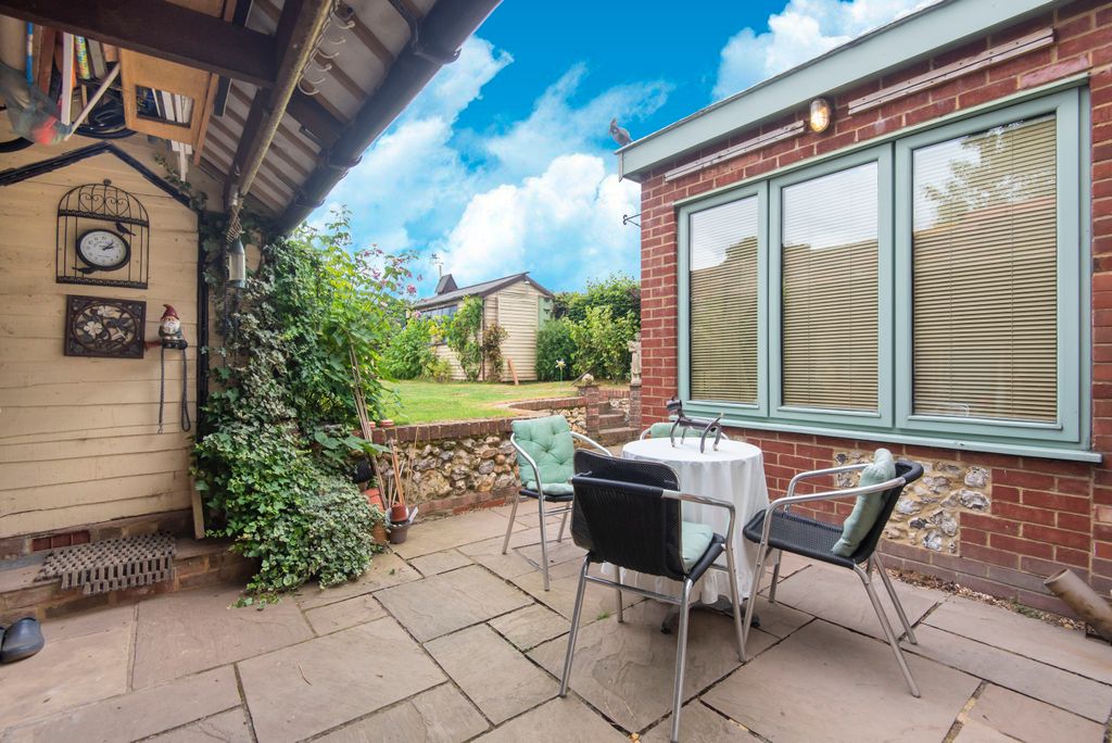 Sussex Road, Petersfield GU31, 3 bed cottage for sale, £499,950 ...