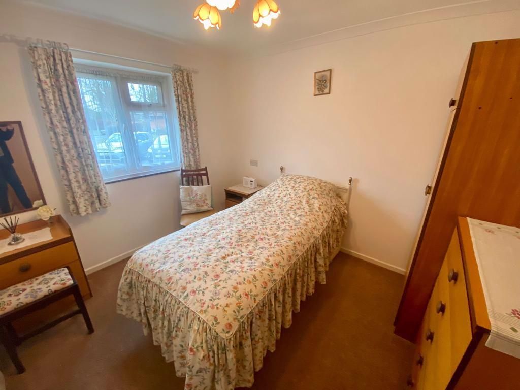 Burrows Court, Hampton Park, Hereford HR1, 2 bed bungalow for sale, £ ...