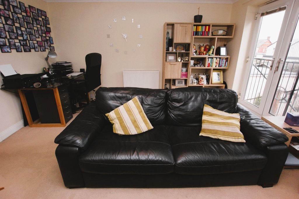 Carters Lodge, 14B Grange Road, Broadstone BH18, 1 bed flat for sale, £ ...