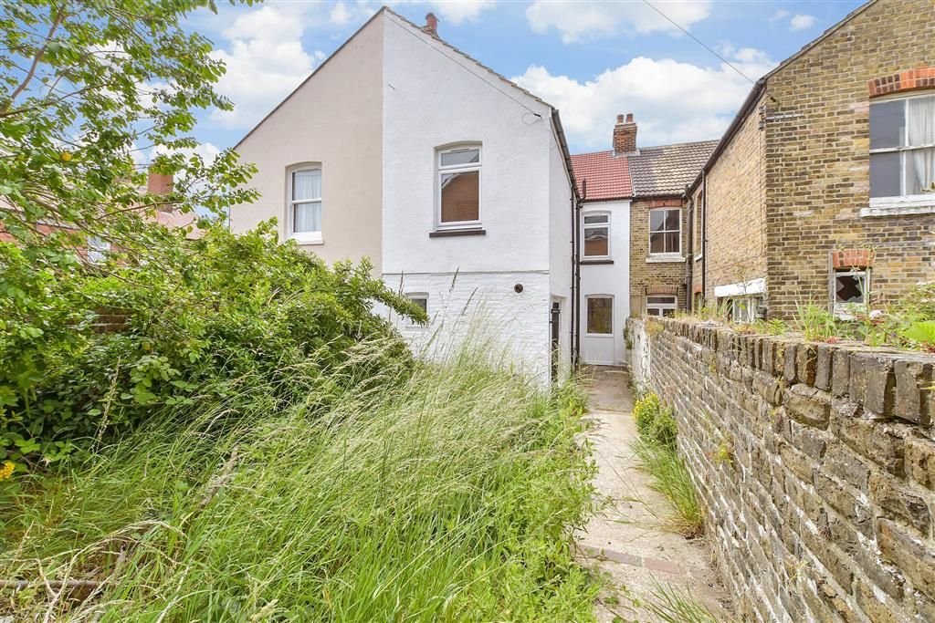 Barton Road, Dover, Kent CT16, 4 bed terraced house for sale, £214,500 ...