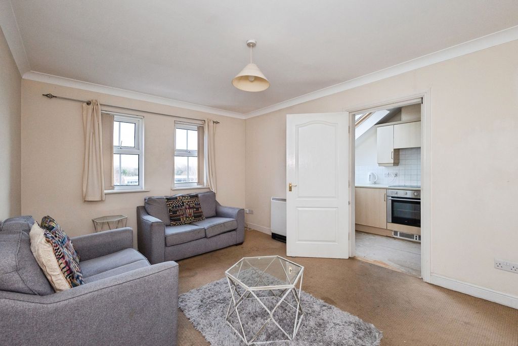 Parrs Wood Road, Didsbury, Manchester, Greater Manchester M20, 2 bed ...