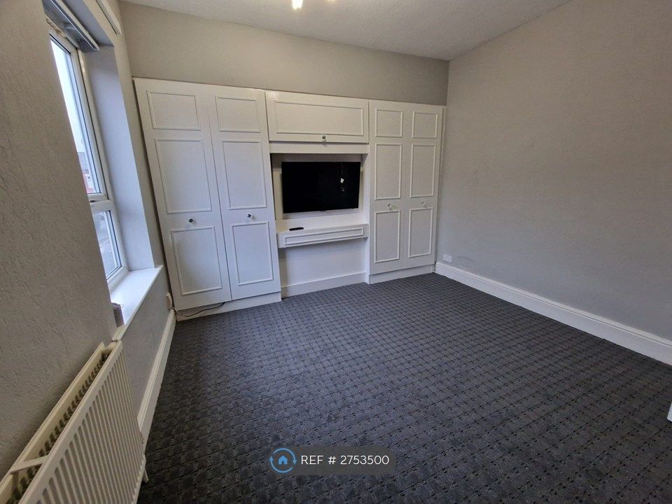 Wychbury Street, Salford M6, 2 bed terraced house to rent, £1,075 pcm ...