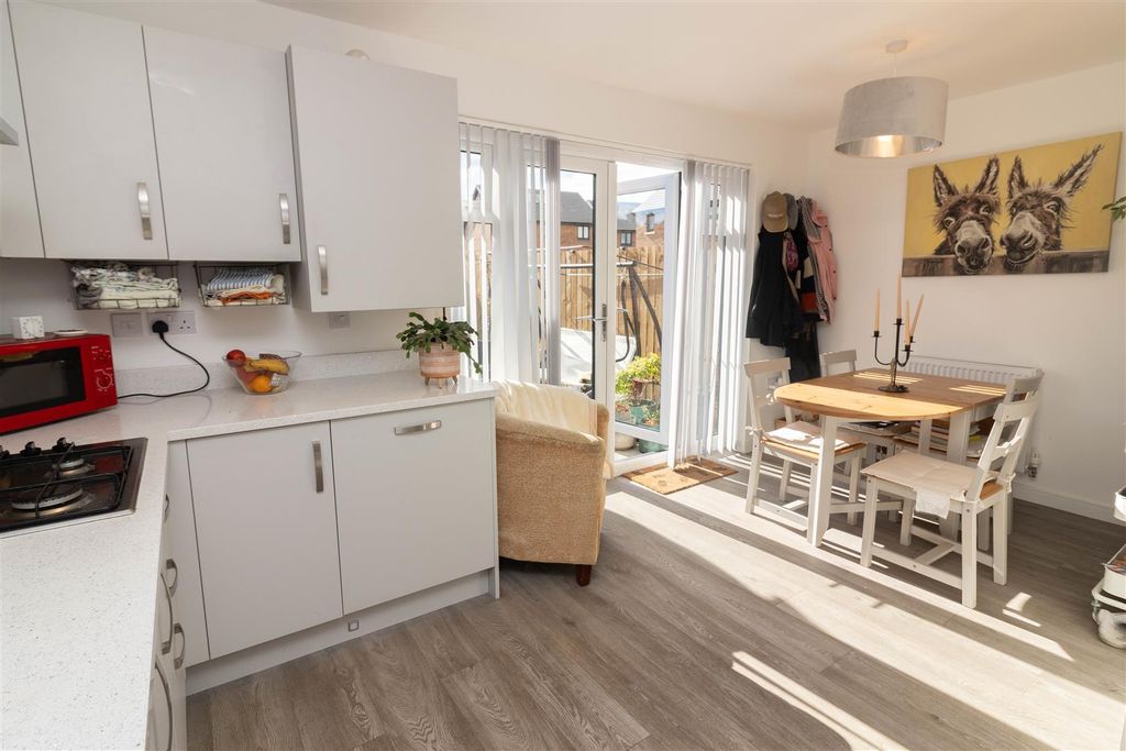 Thistle Way, Callerton, Newcastle-Upon Tyne NE5, 3 bed semi-detached ...