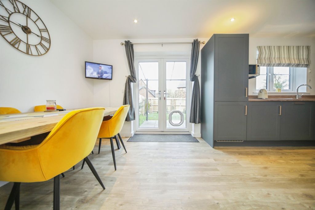 Castell Road, Bacton, Stowmarket IP14, 3 bed semi-detached house for ...