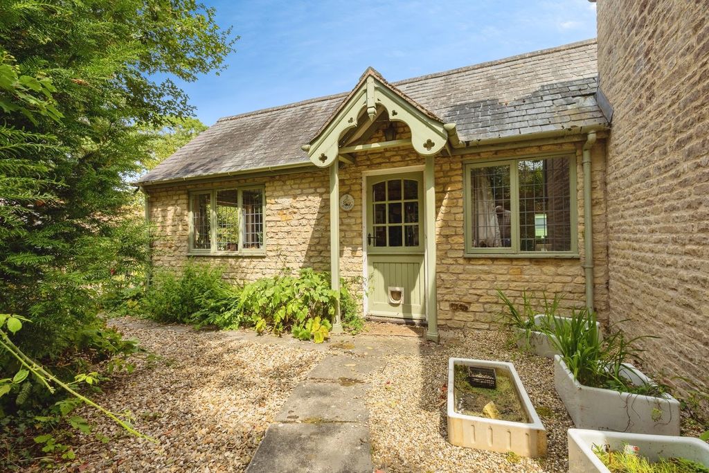 Main Street, Laxton, Corby NN17, 4 bed detached house for sale ...