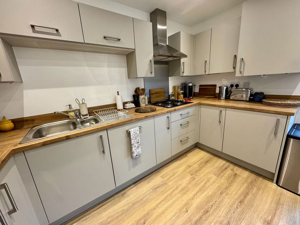 Fairlie Gardens, Midway DE11, 3 bed semi-detached house for sale, £ ...