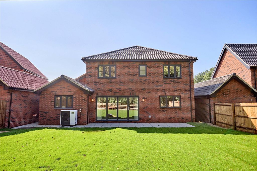 The Kingfisher, Round Tower Park, Eccles, Norwich NR16, New home, 4 bed ...
