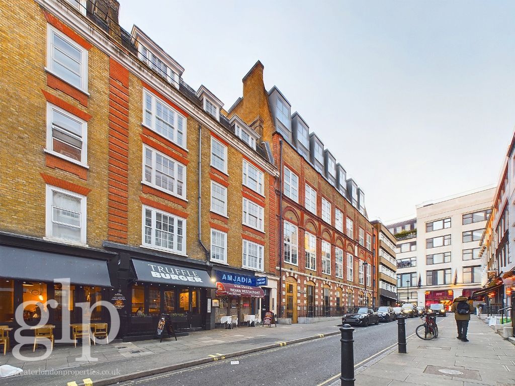 Picton Place, London, Greater London W1U, 3 bed flat to rent, £6,608 ...