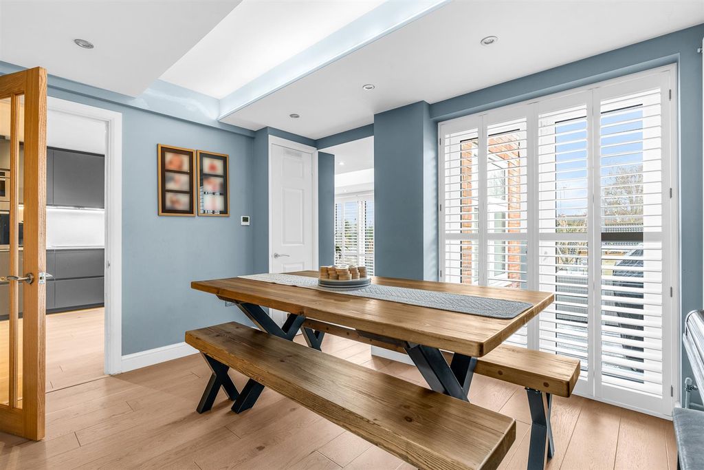 Cherry Croft, Welwyn Garden City AL8, 4 bed end terrace house for sale ...