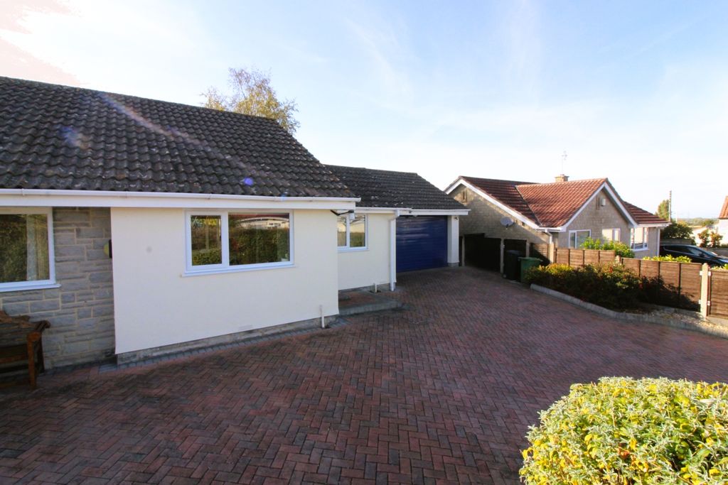 4 Crancombe Lane, Woolavington, Bridgwater TA7, 3 bed detached bungalow ...