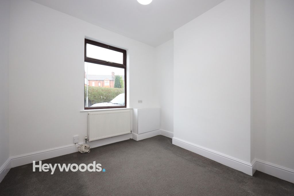 High Street, Silverdale, Newcastle-Under-Lyme, Staffordshire ST5, 3 bed ...