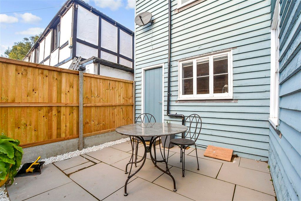 Middle Wall, Whitstable, Kent CT5, 2 bed detached house for sale, £ ...