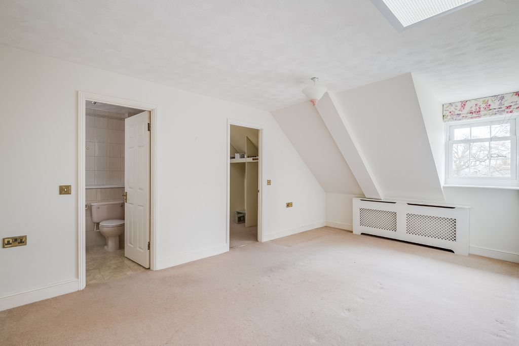 Asquith House, Guessens Road, Welwyn Garden City, Hertfordshire AL8, 2 ...