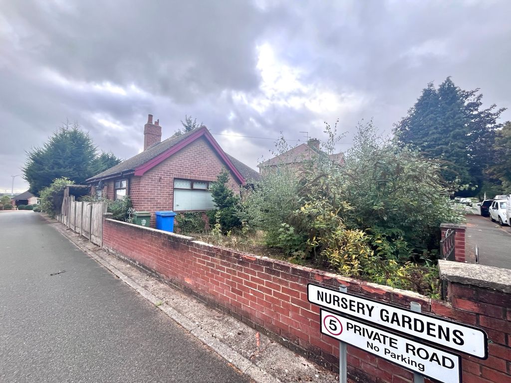 Southwell Road East, Rainworth NG21, 2 bed bungalow for sale, £105,000 ...