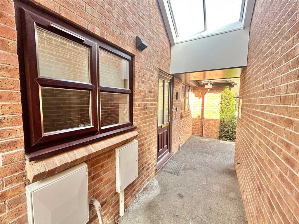 Woodleigh, Nottingham NG12, 2 bed bungalow for sale, £140,000 ...