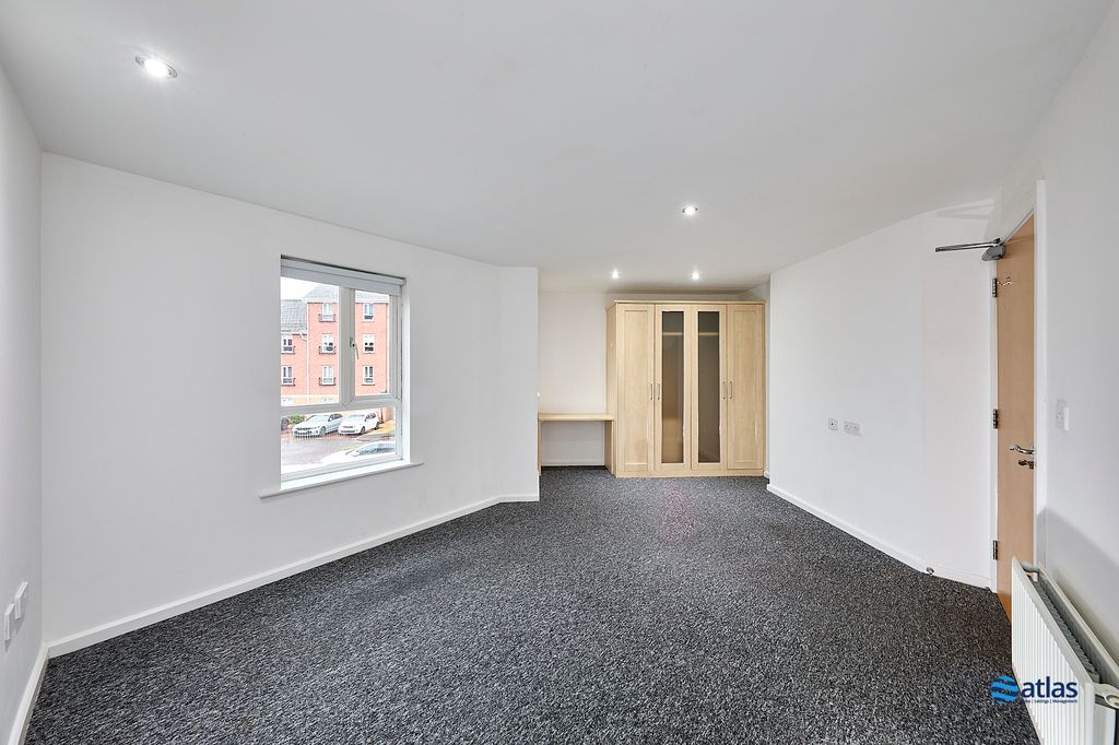 Ellerman Road, Brunswick Dock L3, 2 bed flat for sale, £170,000 ...