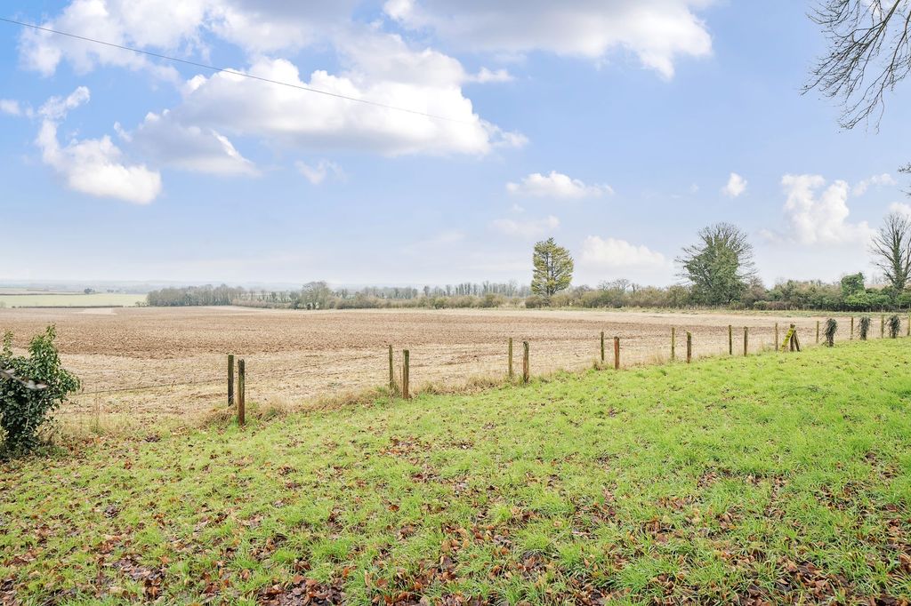 Christmas Hill, South Wonston SO21, 3 bed detached house for sale, £ ...