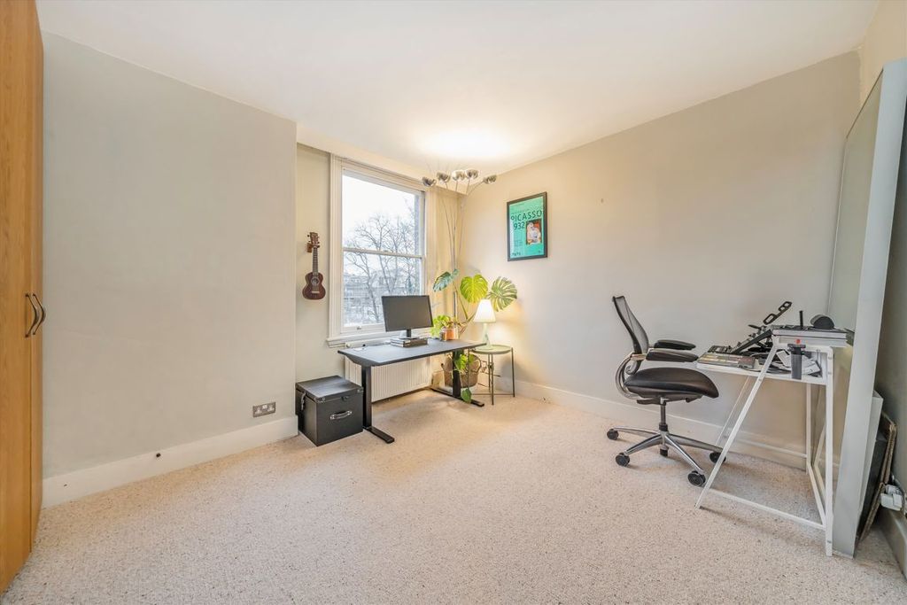 Hillmarton Road, Hillmarton Conservation Area N7, 2 bed flat for sale ...