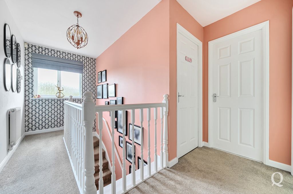 Sandstone Drive, Kemsley, Sittingbourne, Kent ME10, 4 bed detached ...