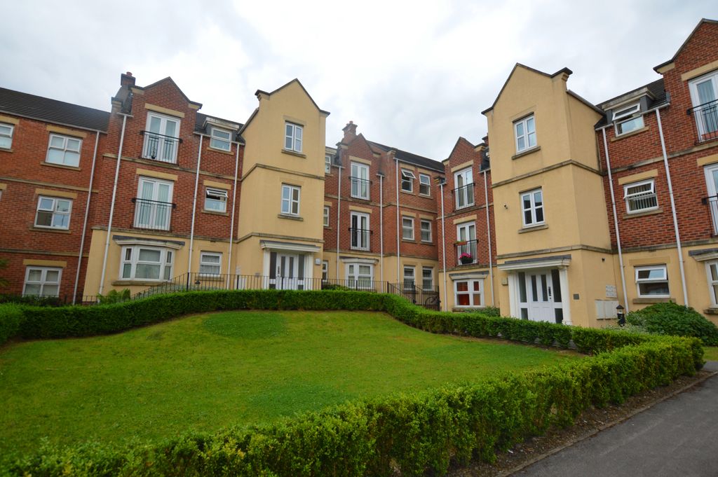 Whitehall Green, Leeds LS12, 2 bed property to rent, £775 pcm ...