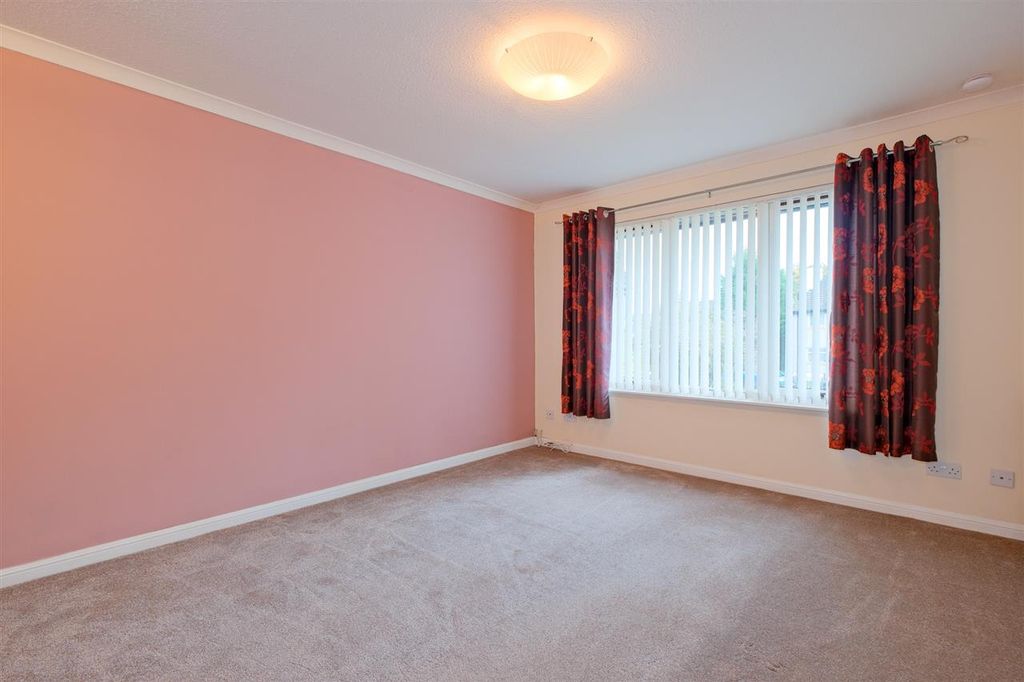 Westwood Crescent, Hamilton ML3, 2 bed terraced house for sale, £ ...