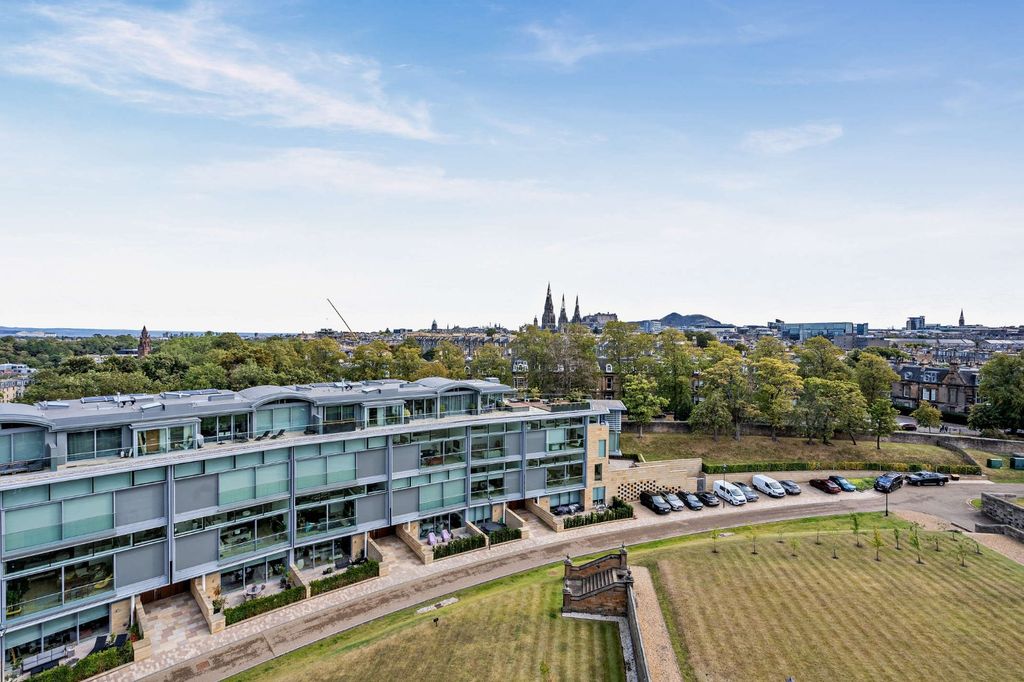 Donaldson Drive, Edinburgh, Midlothian EH12, 3 bed flat for sale, £ ...