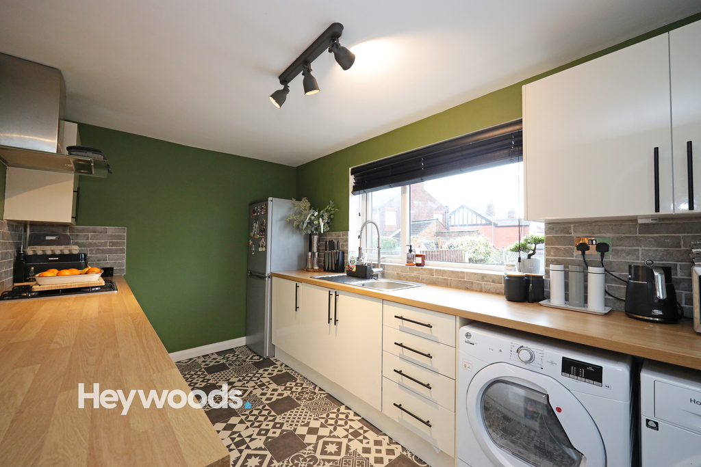 Garnett Road West, Porthill, Newcastle-Under-Lyme, Staffordshire ST5, 3 ...