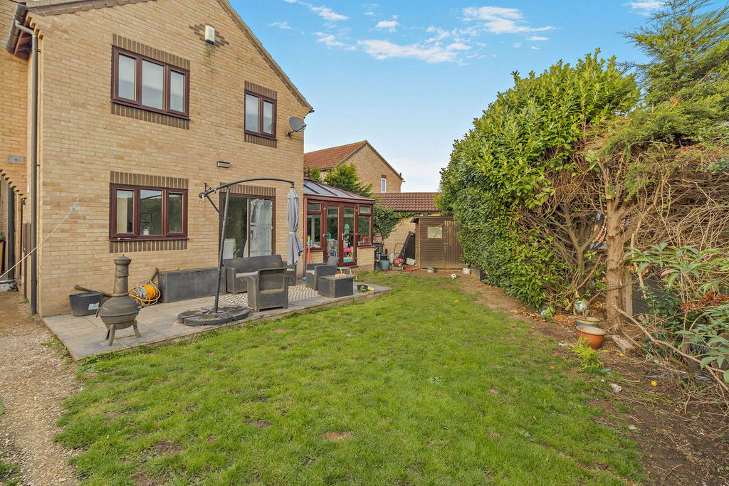 Bracken Court, Harworth DN11, 4 bed detached house for sale, £230,000 ...