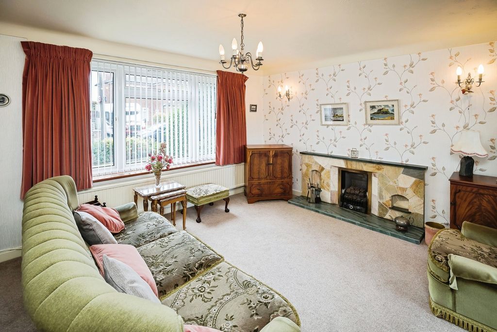 Boughton Hall Drive, Great Boughton, Chester, Cheshire CH3, 4 bed ...