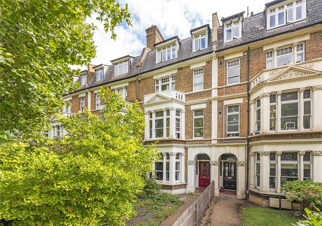 East Dulwich Road, East Dulwich, London SE22, 2 bed flat for sale, £ ...
