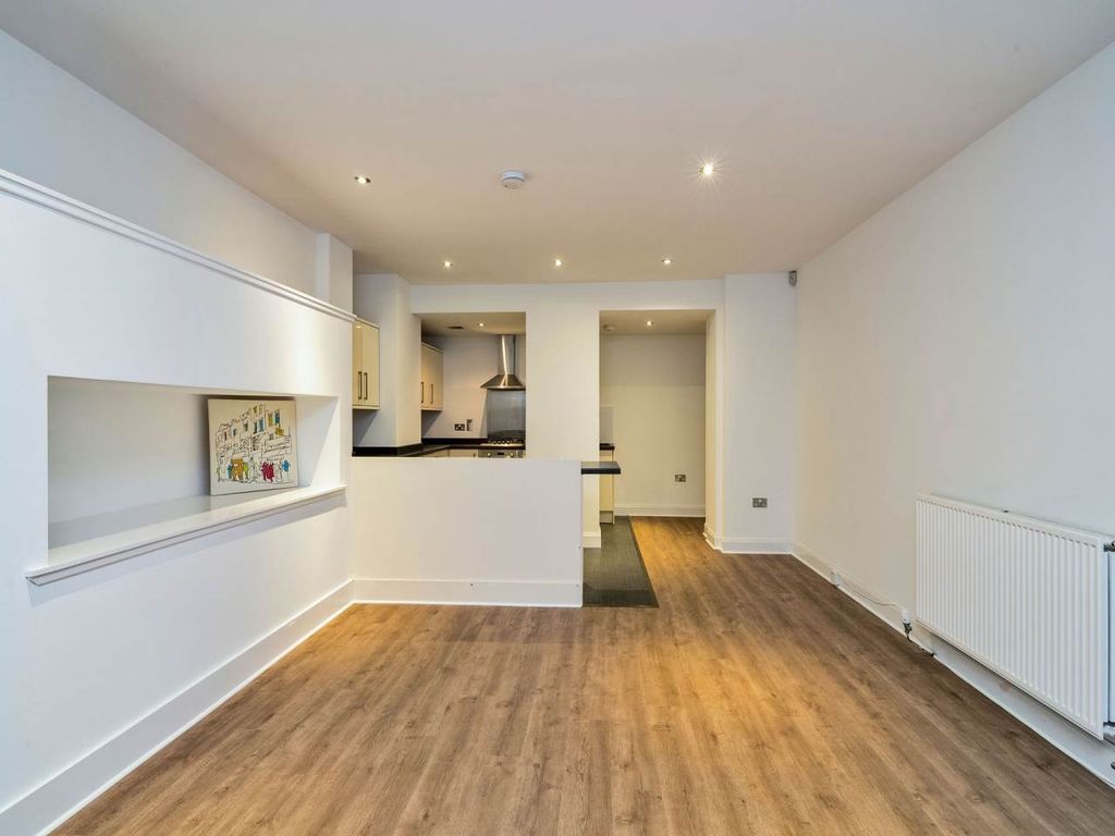 Rothesay Place, West End, Edinburgh EH3, 2 bed flat to rent, £1,850 pcm ...