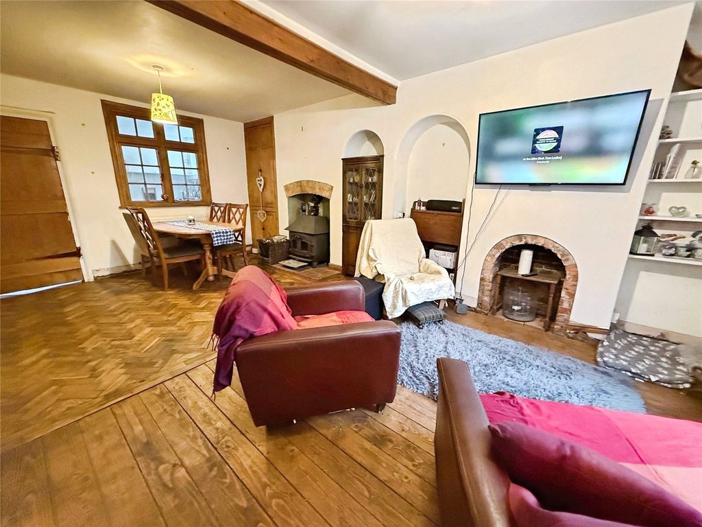 Pinewoods, Doddington Road, Lincoln, Lincolnshire LN6, 3 bed semi ...