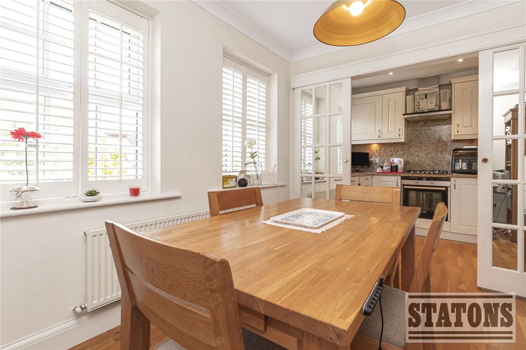 Lichfield Close, Cockfosters, Hertfordshire EN4, 4 bed terraced house ...