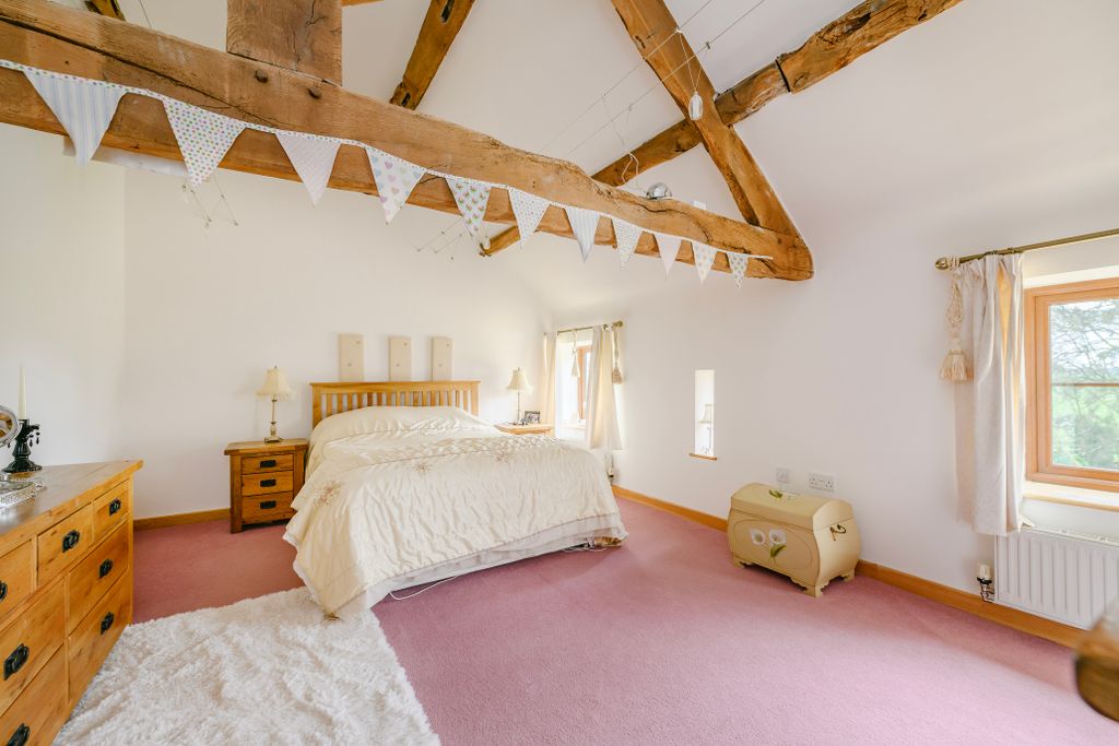 Breaden Heath, Whitchurch SY13, 6 bed barn conversion for sale, £ ...