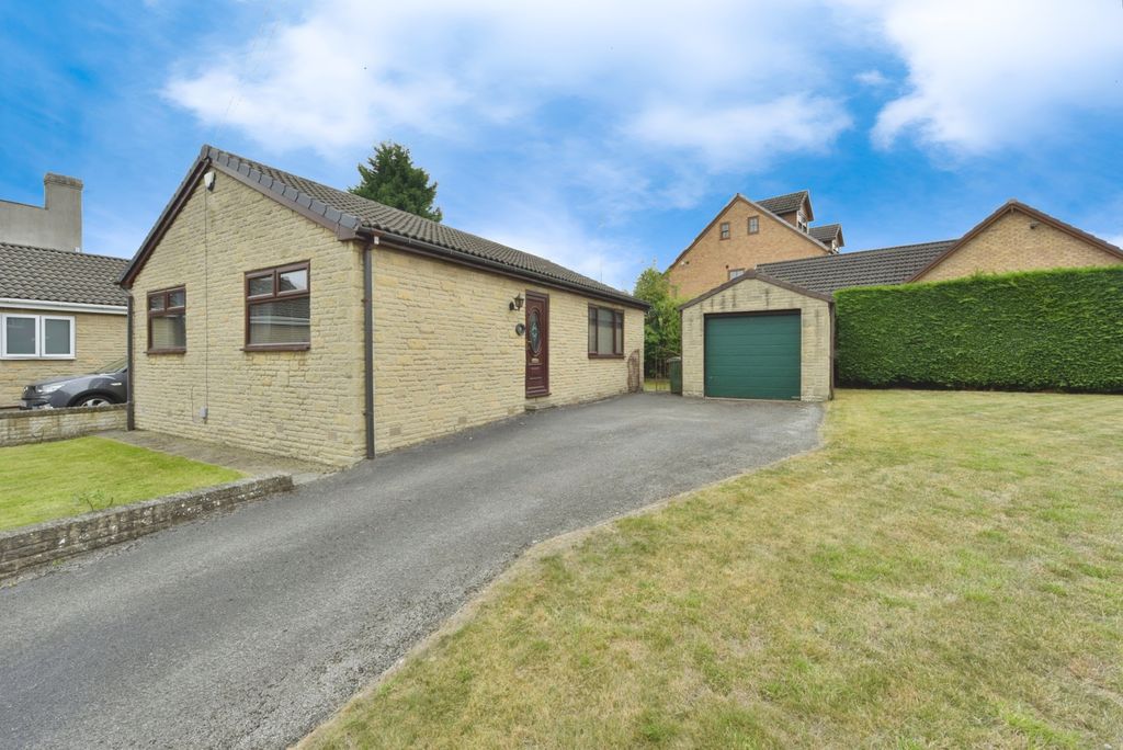 Netherthorpe Lane, Sheffield, South Yorkshire S21, 2 bed bungalow for ...