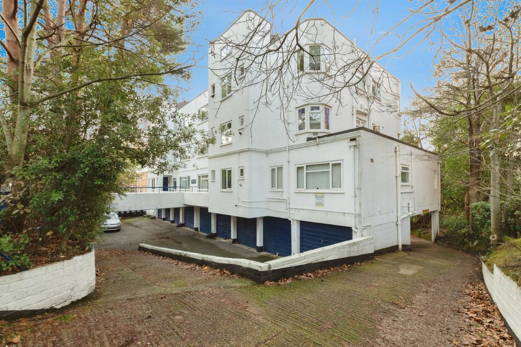 St Stephens Road, Bournemouth BH2, 2 bed flat for sale, £200,000 ...