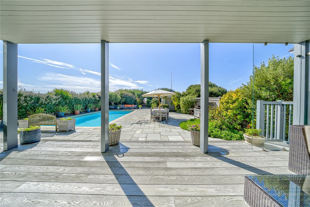 East Bracklesham Drive, Bracklesham Bay, Chichester, West Sussex PO20 ...
