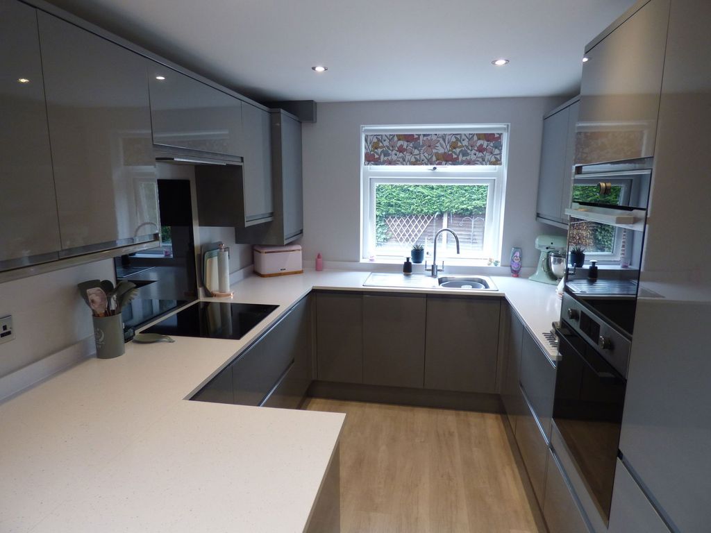 Stone Drive, Colwall, Malvern, Herefordshire WR13, 3 bed end terrace ...