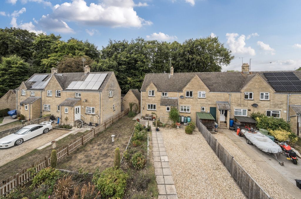 Aldsworth Road, Bibury, Cirencester, Gloucestershire GL7, 3 bed end ...