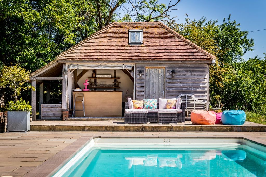 Furzen Lane, Rudgwick, Horsham, Surrey RH12, Detached house for sale, £ ...