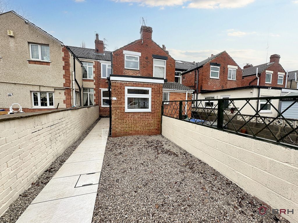 Alpha Street, Doncaster DN5, 4 bed terraced house to rent, £875 pcm ...