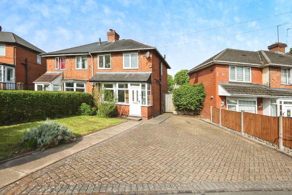 Elmdale Crescent, Birmingham, West Midlands B31, 2 bed semi-detached ...