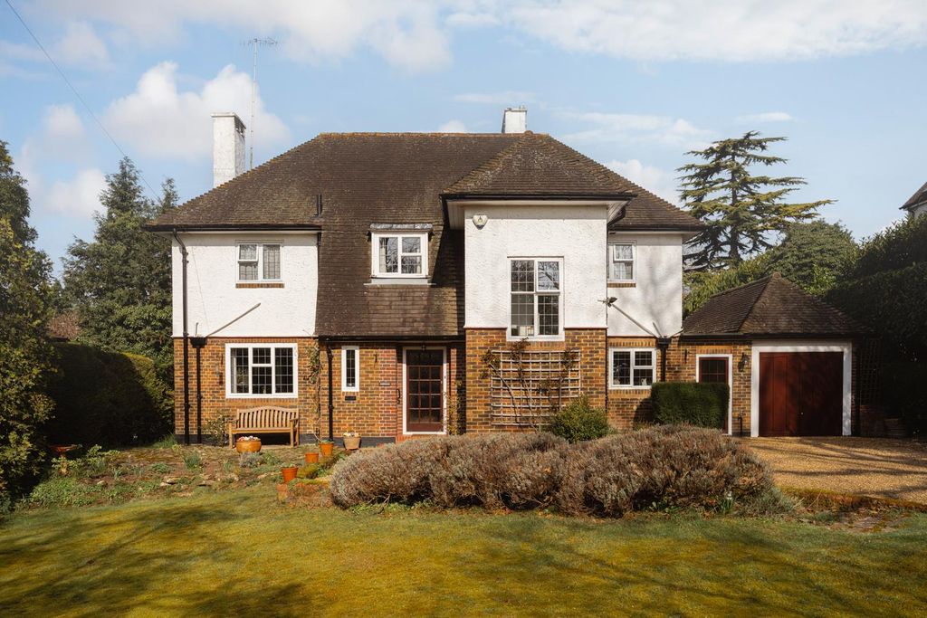 Chalk Lane, Ashtead KT21, 4 bed detached house for sale, £1,350,000 ...