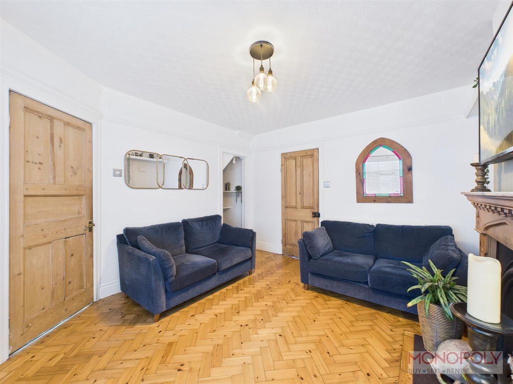 Cunliffe Walk, Wrexham LL11, 2 bed terraced house for sale, £220,000 ...