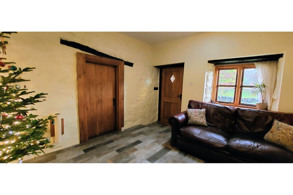 Nant Bwlch Yr Haiarn, Trefriw LL27, 2 bed cottage for sale, £350,000 ...