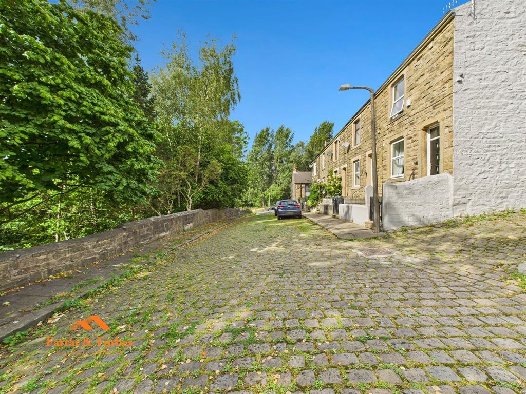 Fountain Street, Colne BB8, 2 bed terraced house for sale, £99,950 ...