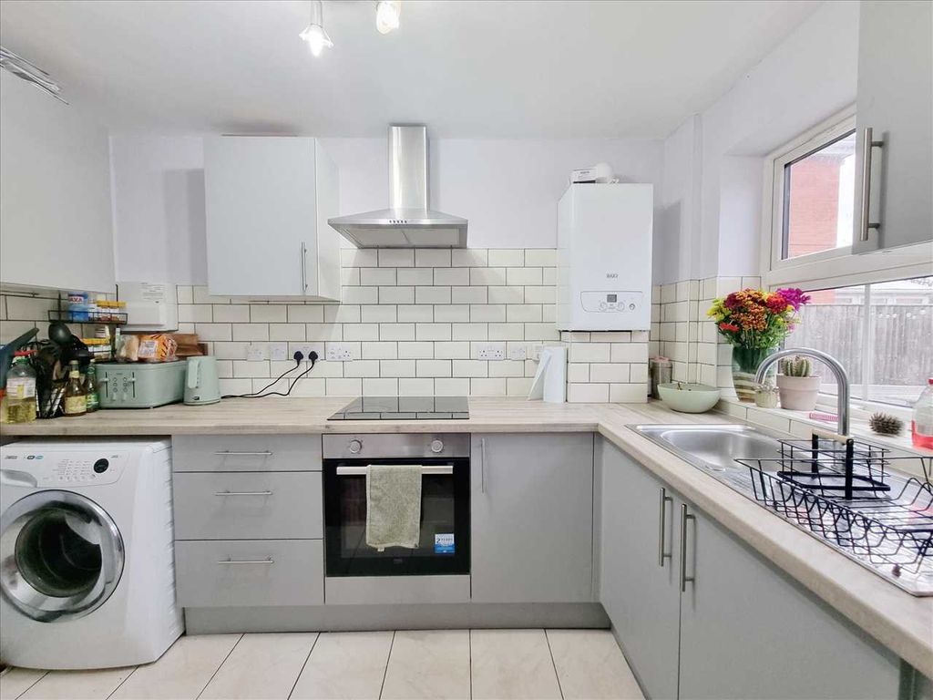 Wellington House, Station Road, Heckington NG34, 2 bed semi-detached ...