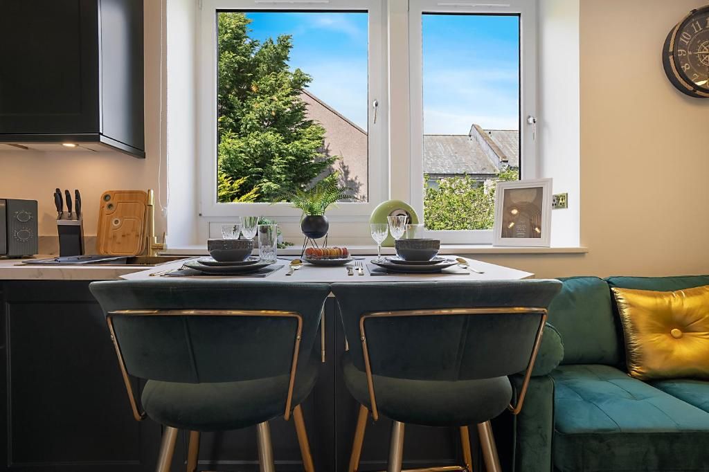 Jackson Terrace, Aberdeen AB24, 2 bed flat to rent, £9,533 pcm ...